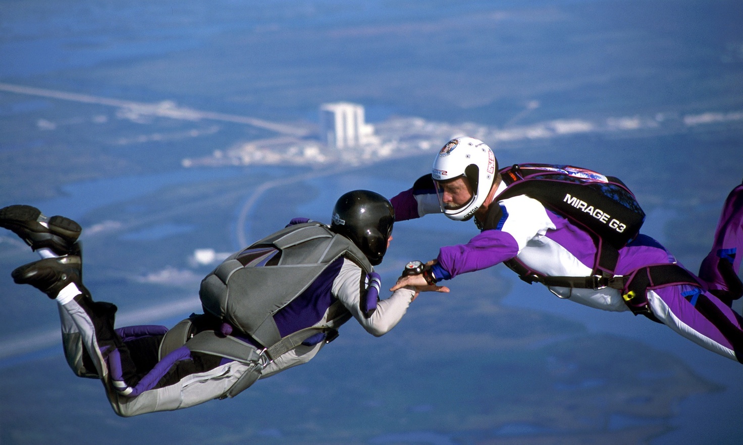 Skydiving Coupons & Deals – Cheap Skydiving Near You