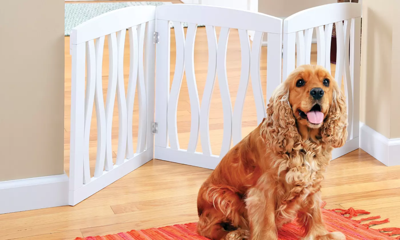 Adjustable Wavy Wooden Pet Gate | Groupon Goods
