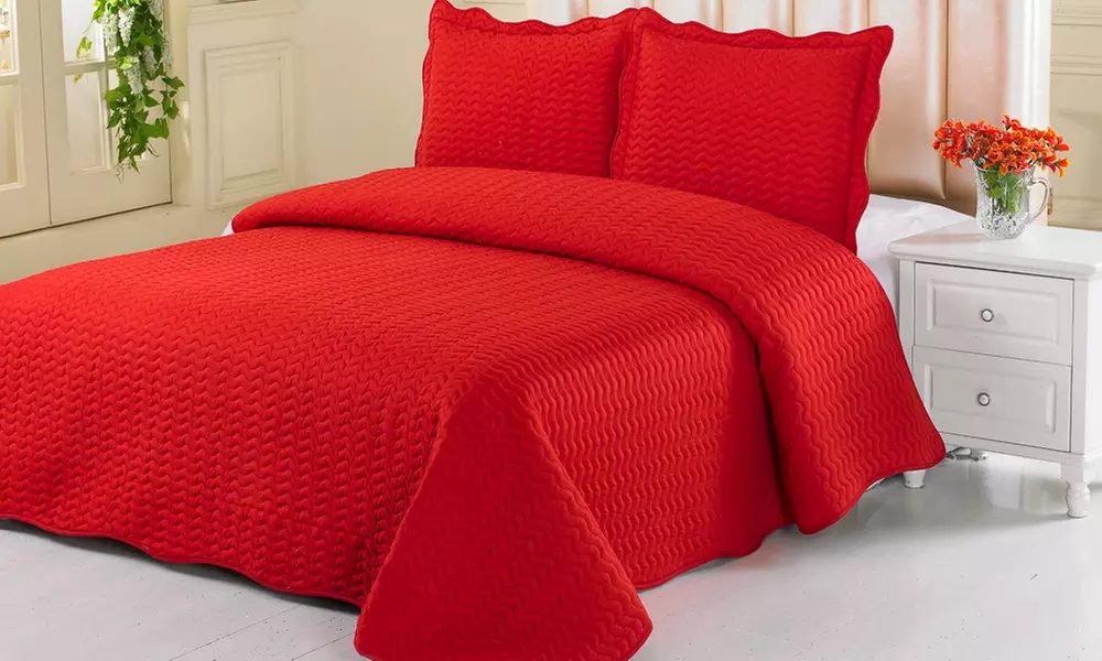 Embossed Quilt Set (2- or 3-Pc.) | Groupon Goods