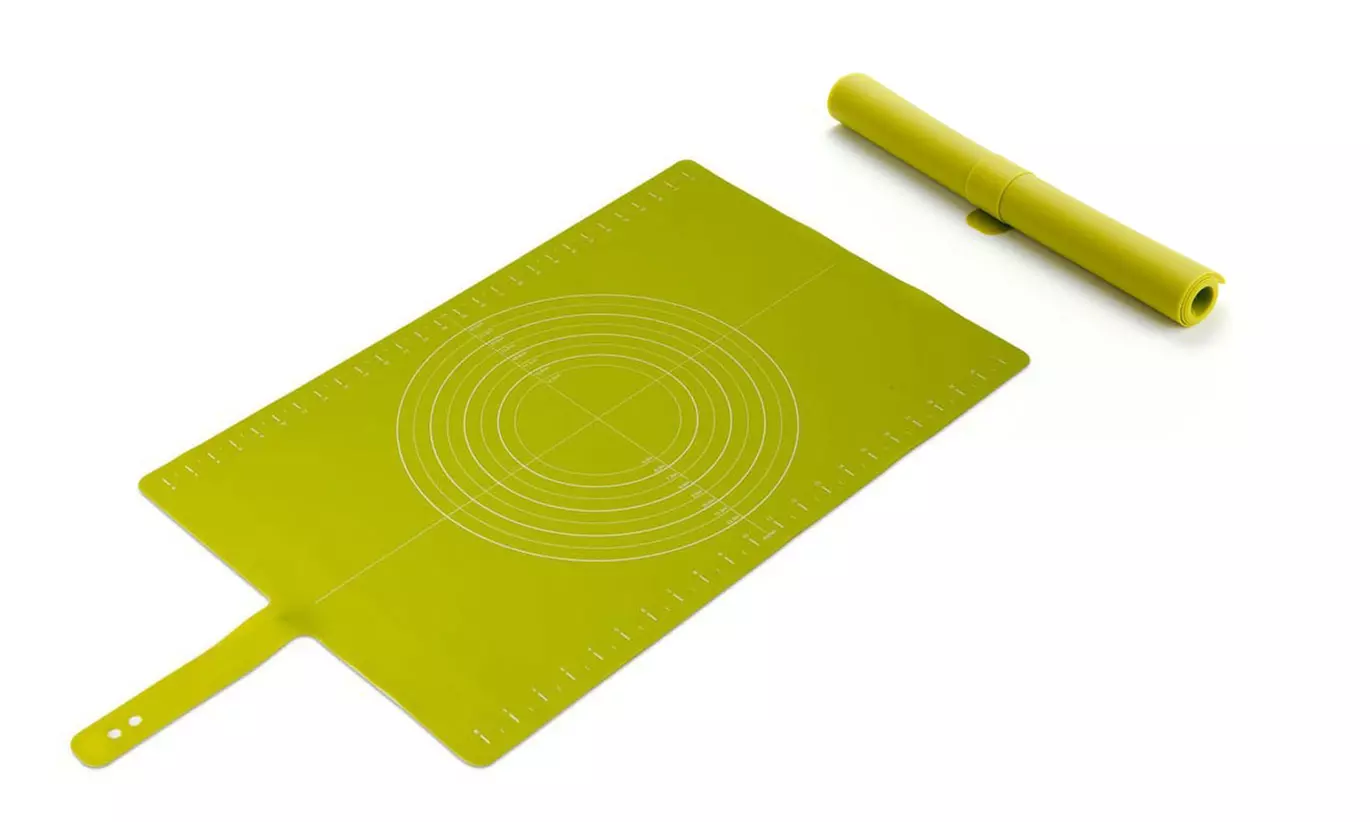 Silicone Roll-Up Pastry Mat | Groupon Goods
