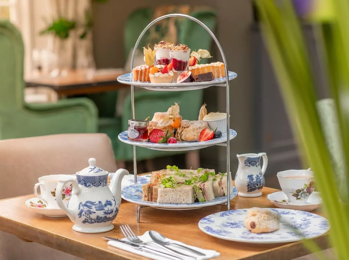 The Warwick Arms Hotel in Warwick | Groupon