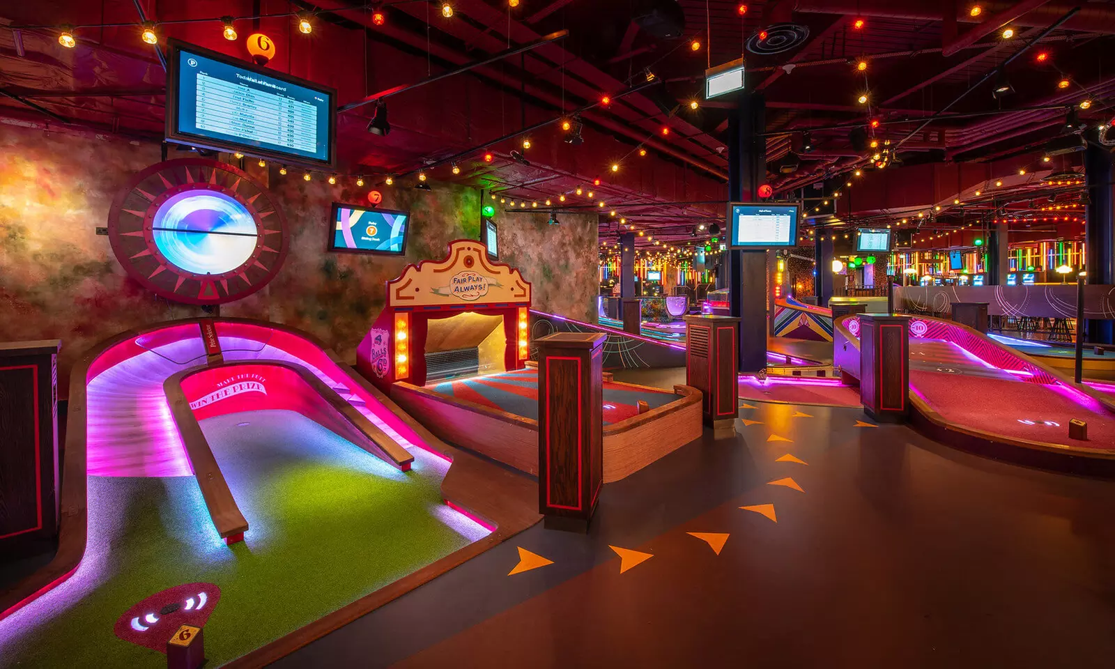 Upscale, Tech-Infused Mini Golf - Puttshack - Midtown | Groupon