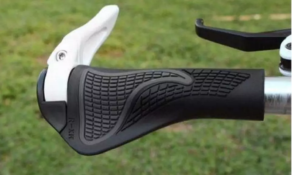 Rubber Locking Handlebar Grips | Groupon Goods