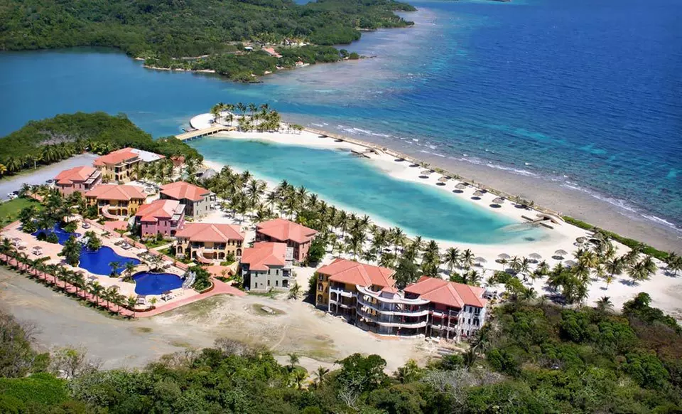Parrot Tree Beach Resort in Coxen Hole} | Groupon Getaways