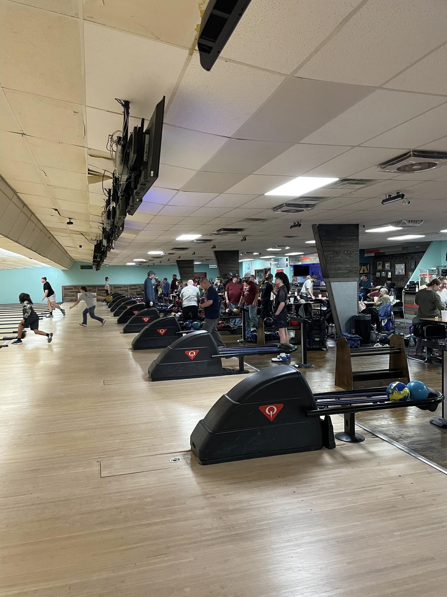 300 Bowl - From $41 - Conroe | Groupon