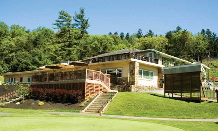 Galen Hall Golf Club - Galen Hall Golf Club | Groupon
