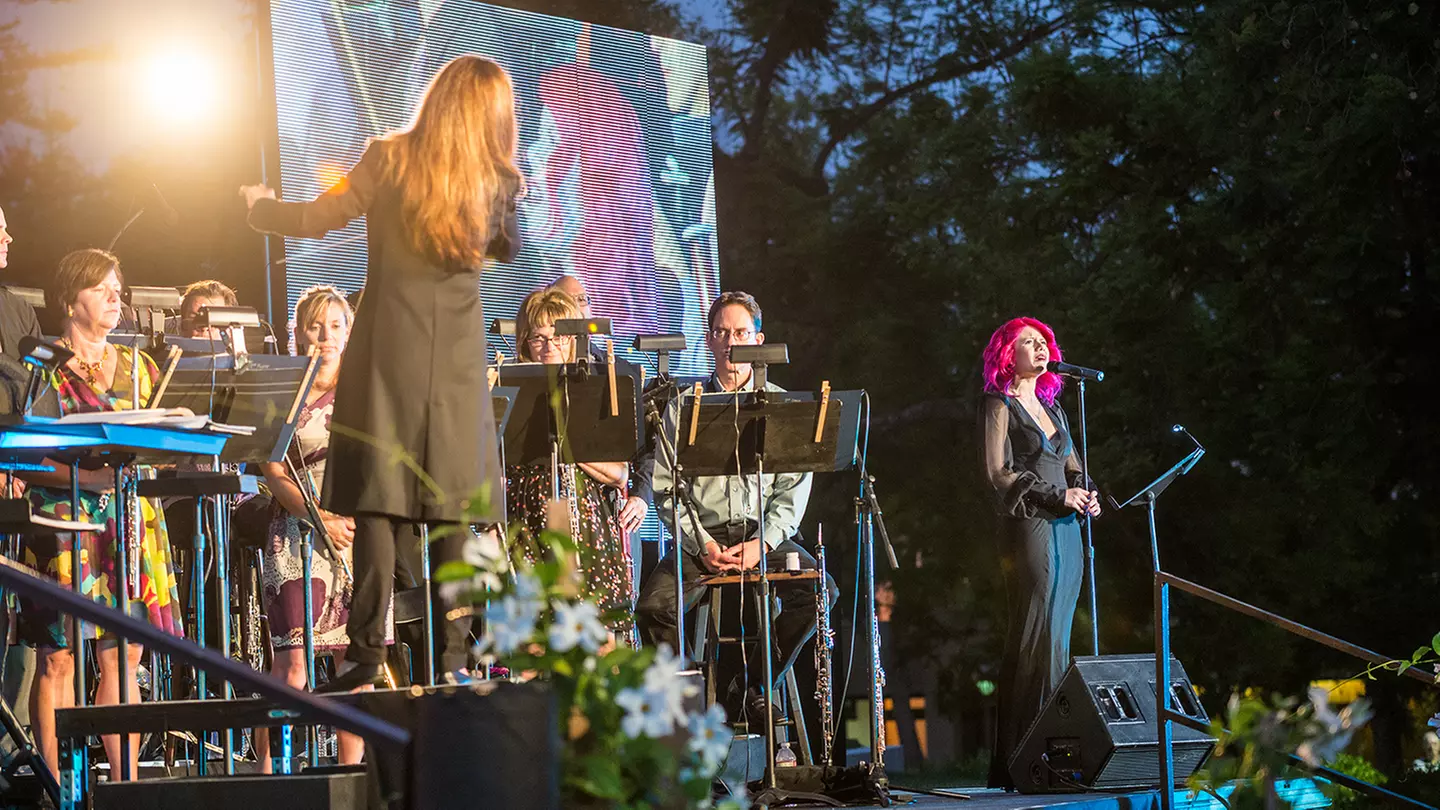 Caltech's Beckman Mall in Pasadena | Groupon