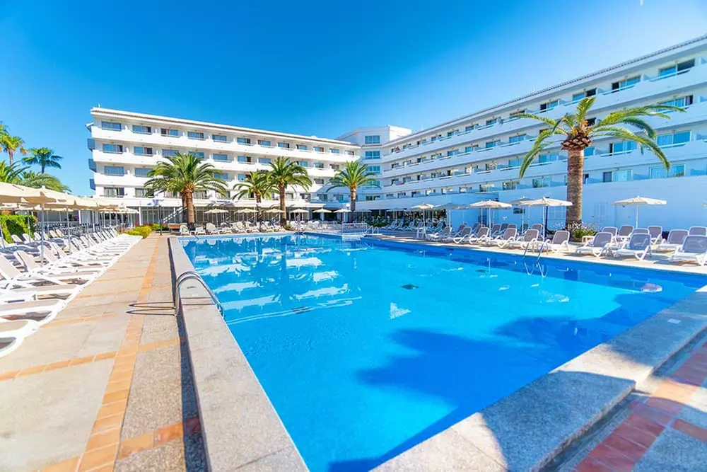 Cala Millor - Hotel Millor Sol 3* à Cala Millor} | Groupon Voyages