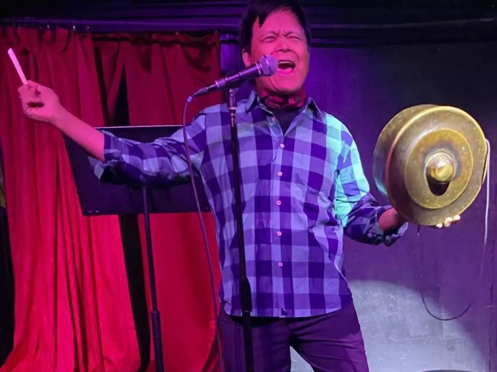 Emil Amok: Lost NPR Host--A Phool's Filipino American History in New ...