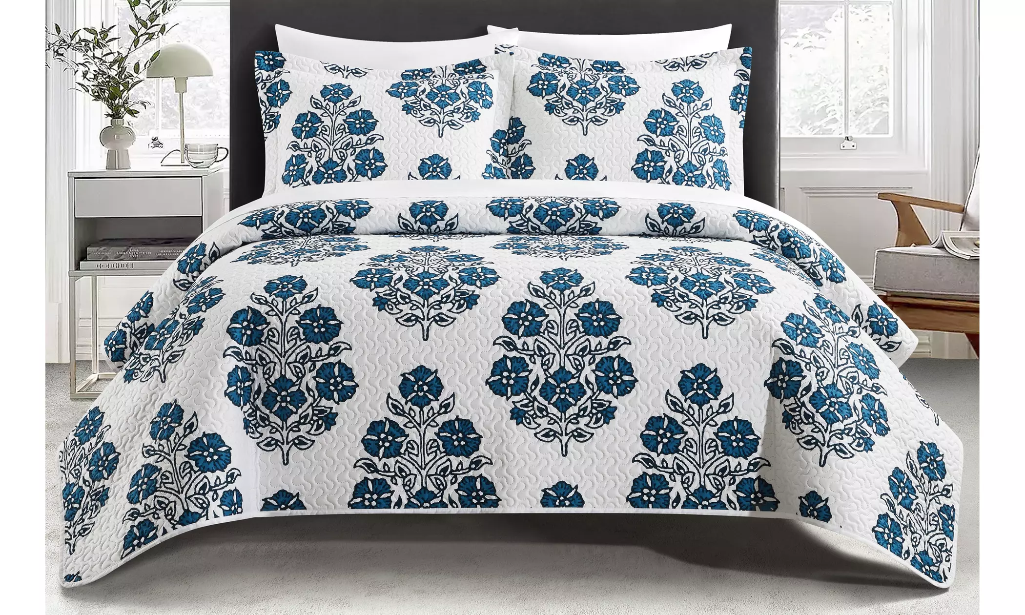 3 or 2 Piece Quilt Set Large ... | Groupon Goods